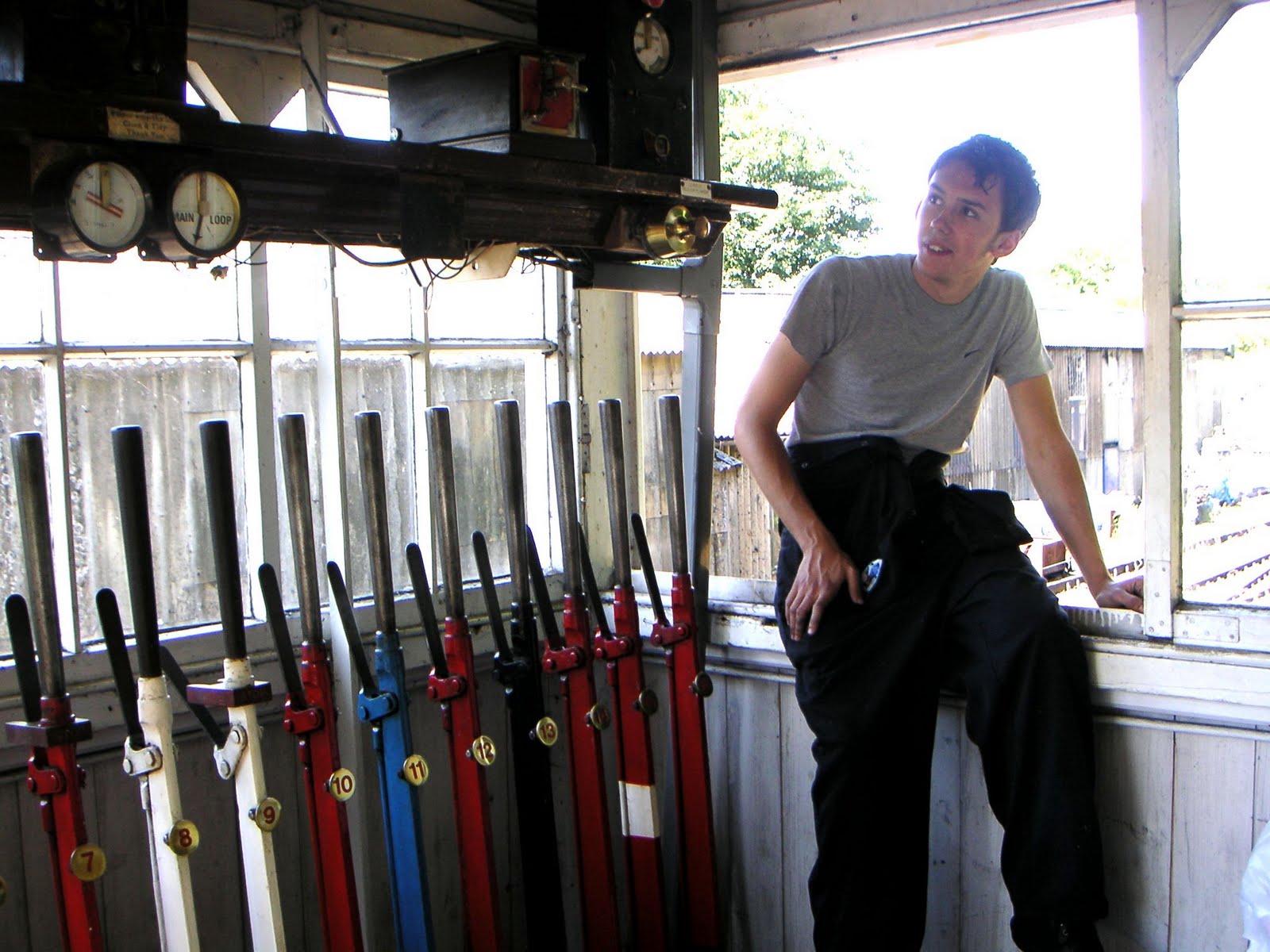 Sam's World: Signalling at Shackerstone...