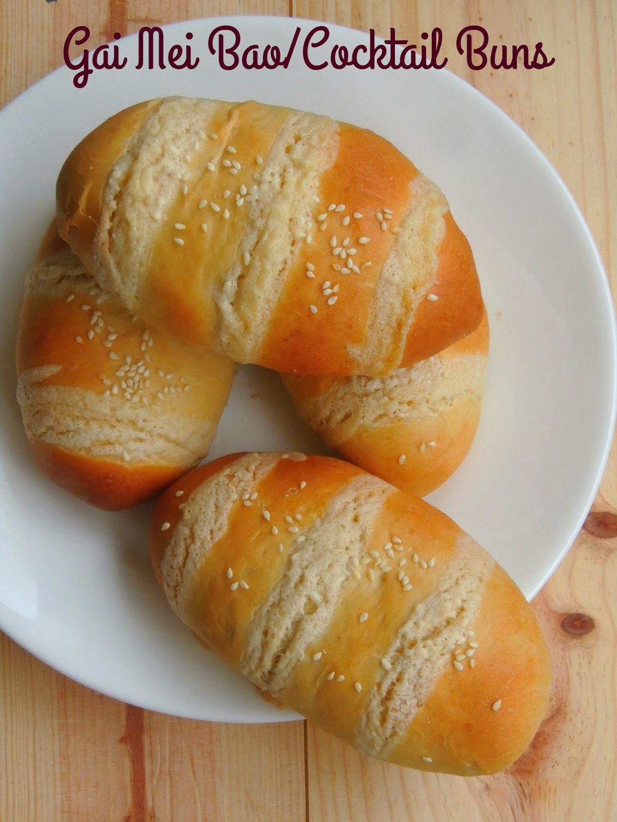 Priya's Versatile Recipes: Gai Mei Bao - Chinese Coconut Buns/Cocktail Buns