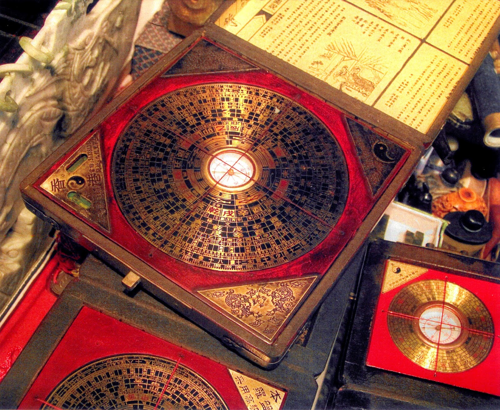 Taoist Sorcery Chinese Feng Shui Compass The Luo Pan 罗盘