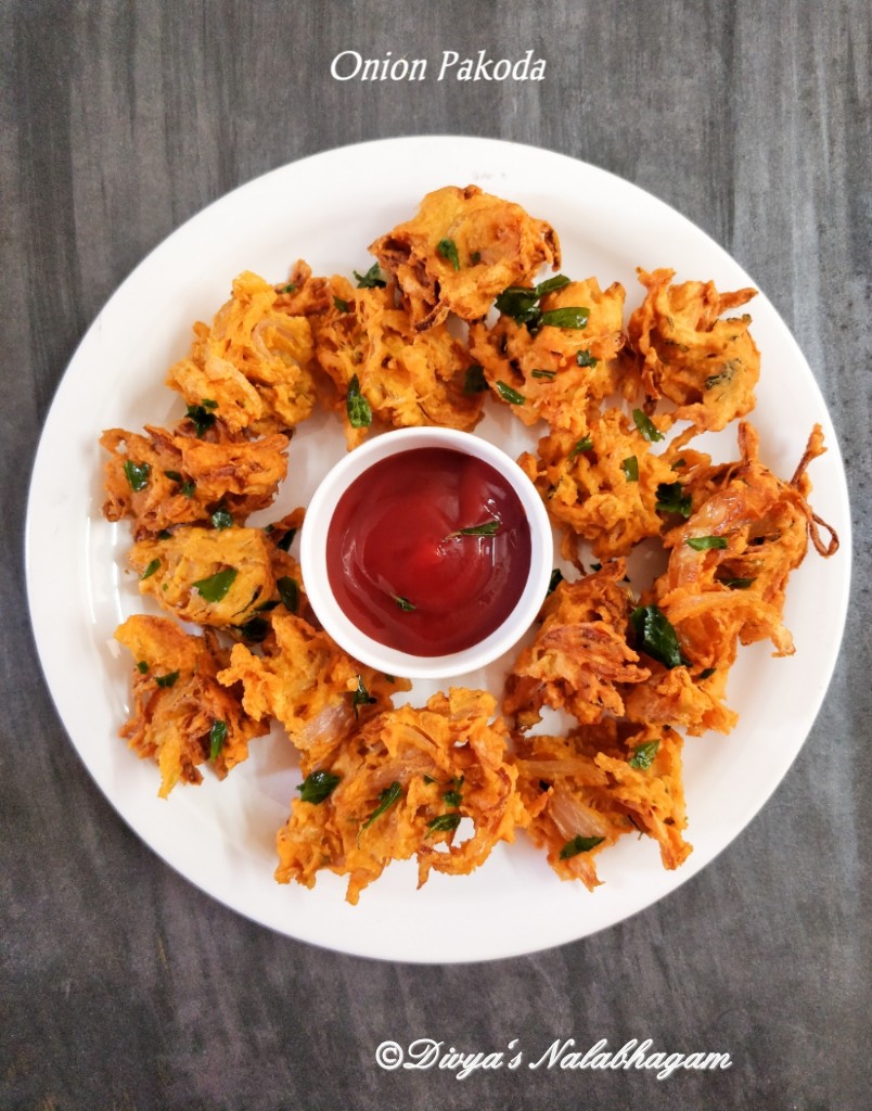 Vengaya Pakoda | Onion Pakoda | Onion Pakoras - Divya's Nalabhagam