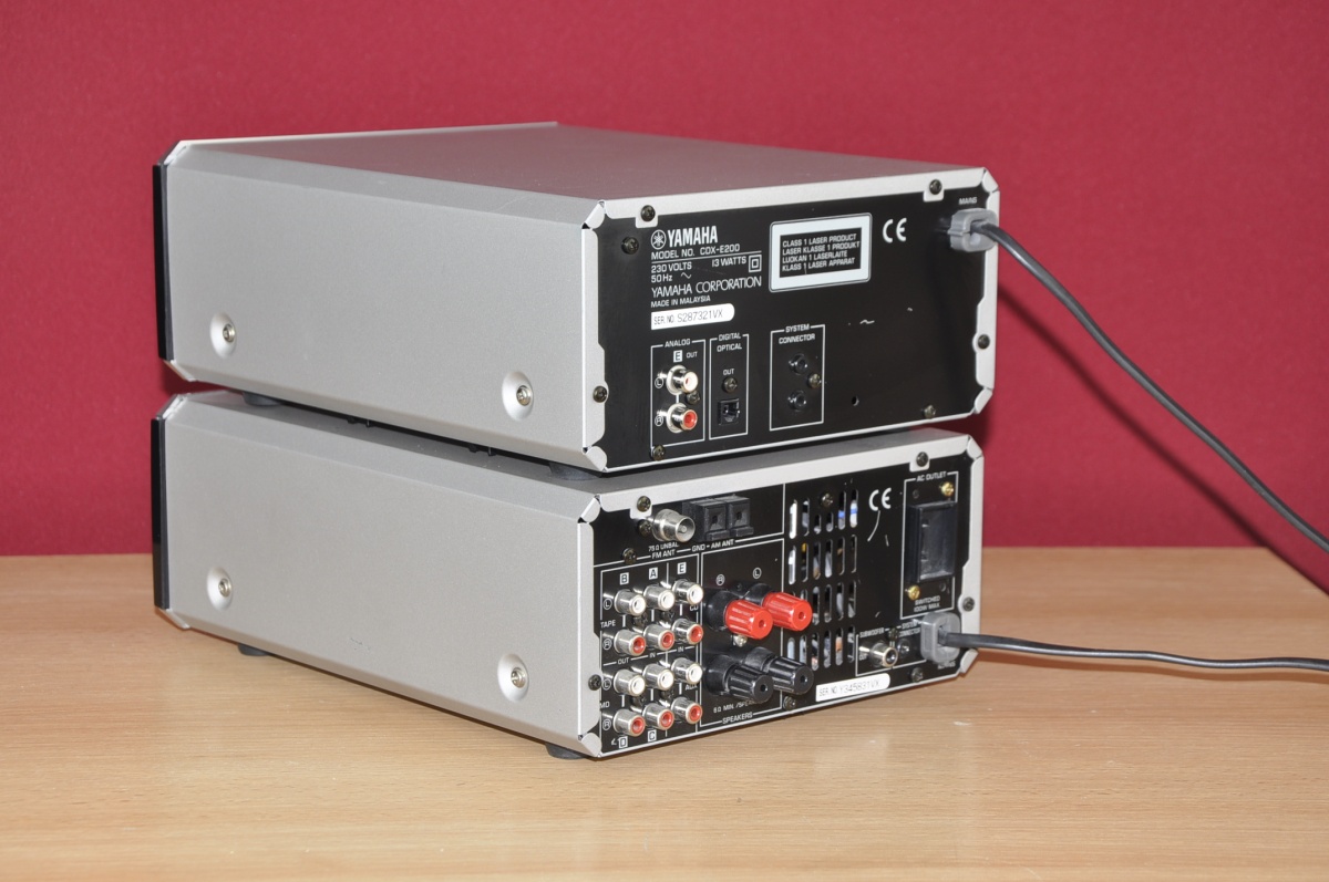 Yamaha RX-E200 - Stereo Receiver | AudioBaza