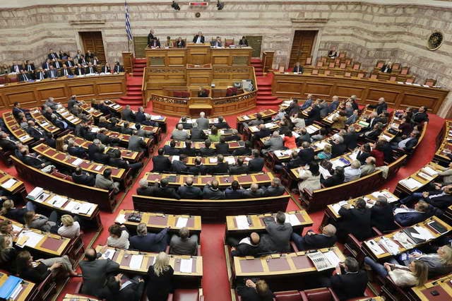 Ραγδαίες πολιτικές εξελίξεις
