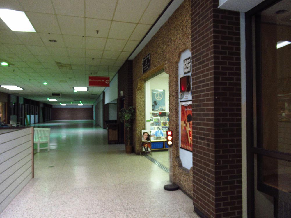 Sky City: Retail History: Laurel Mall: Connellsville (Dunbar Township), PA