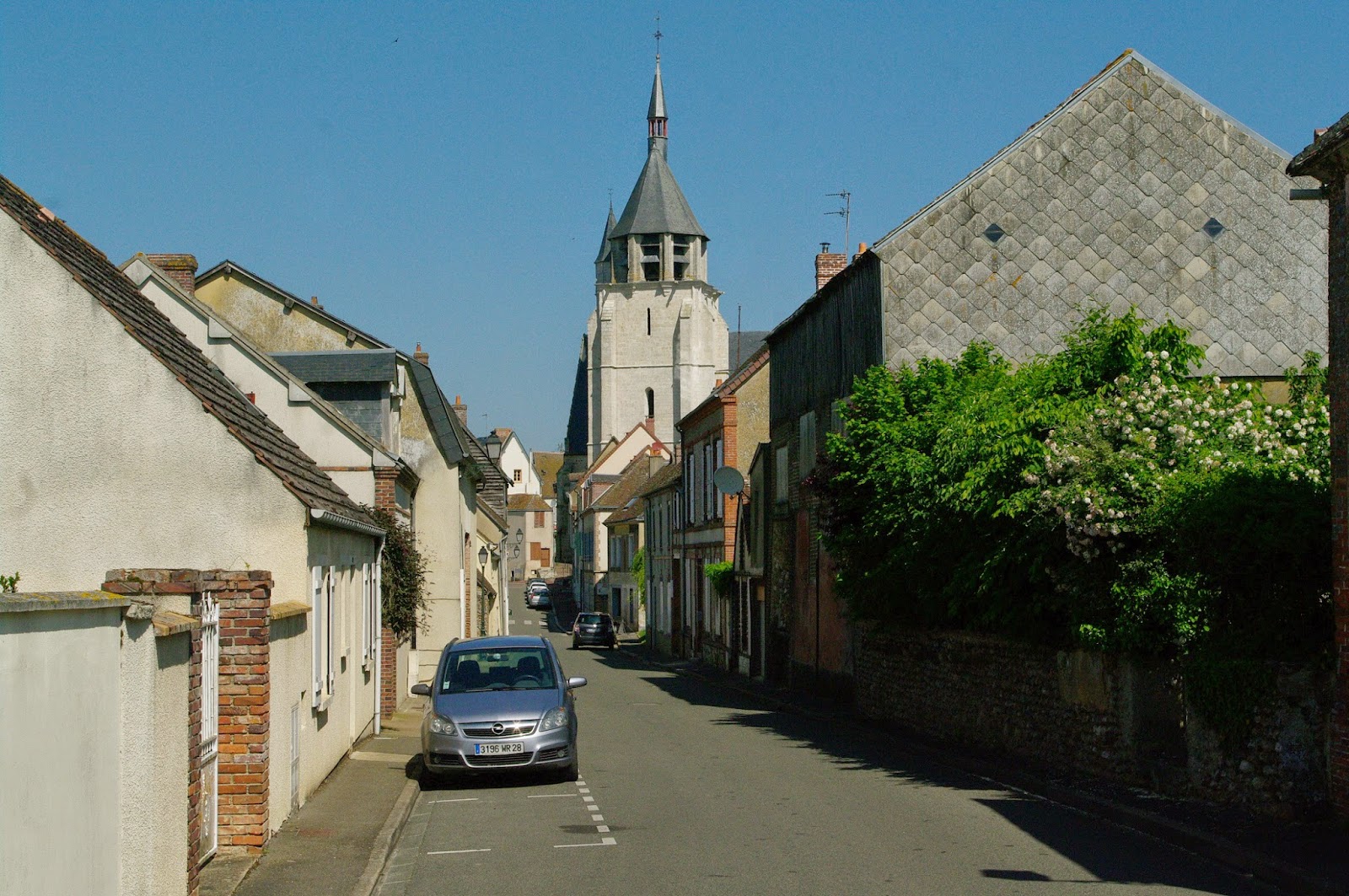 Charmes méconnus du Hurepoix .: L'Eure et Loir méconnue : Illiers ...