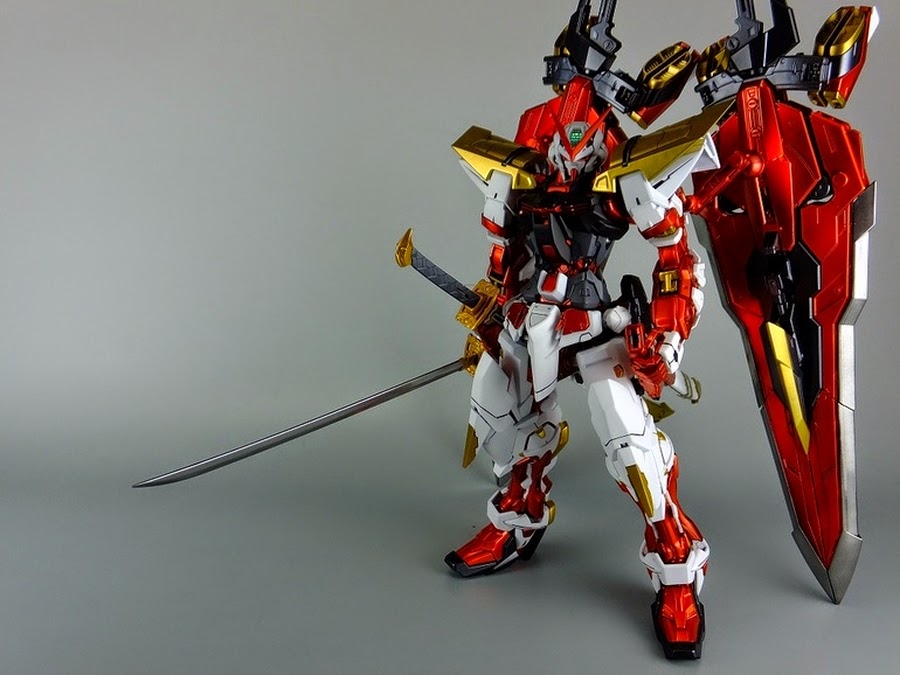 Custom Build: 1/100 Gundam Astray Red Frame "W"