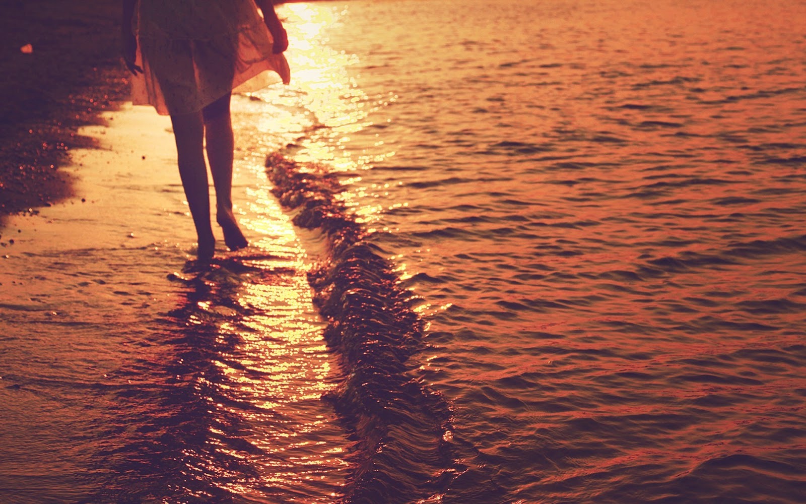 STRETCHED CANVASS by Pranada Comtois