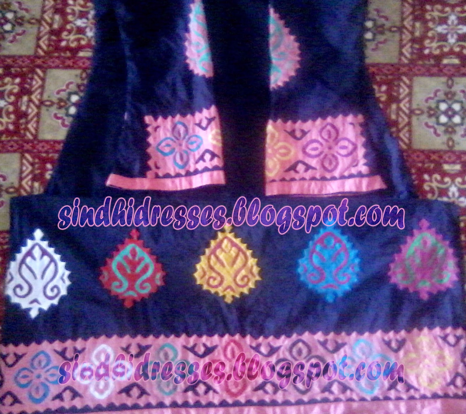 Beautiful Sindhi Dresses For Women & Traditional Sindhi Dress Designs ...