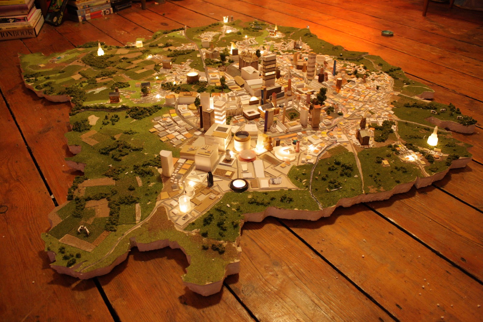 Kelly Jago: PROP AND MODEL MAKING/SCENIC PAINTING