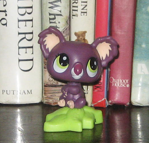 Percy's World of Toys Series 2: 3179. Koala Littlest Pet Shop