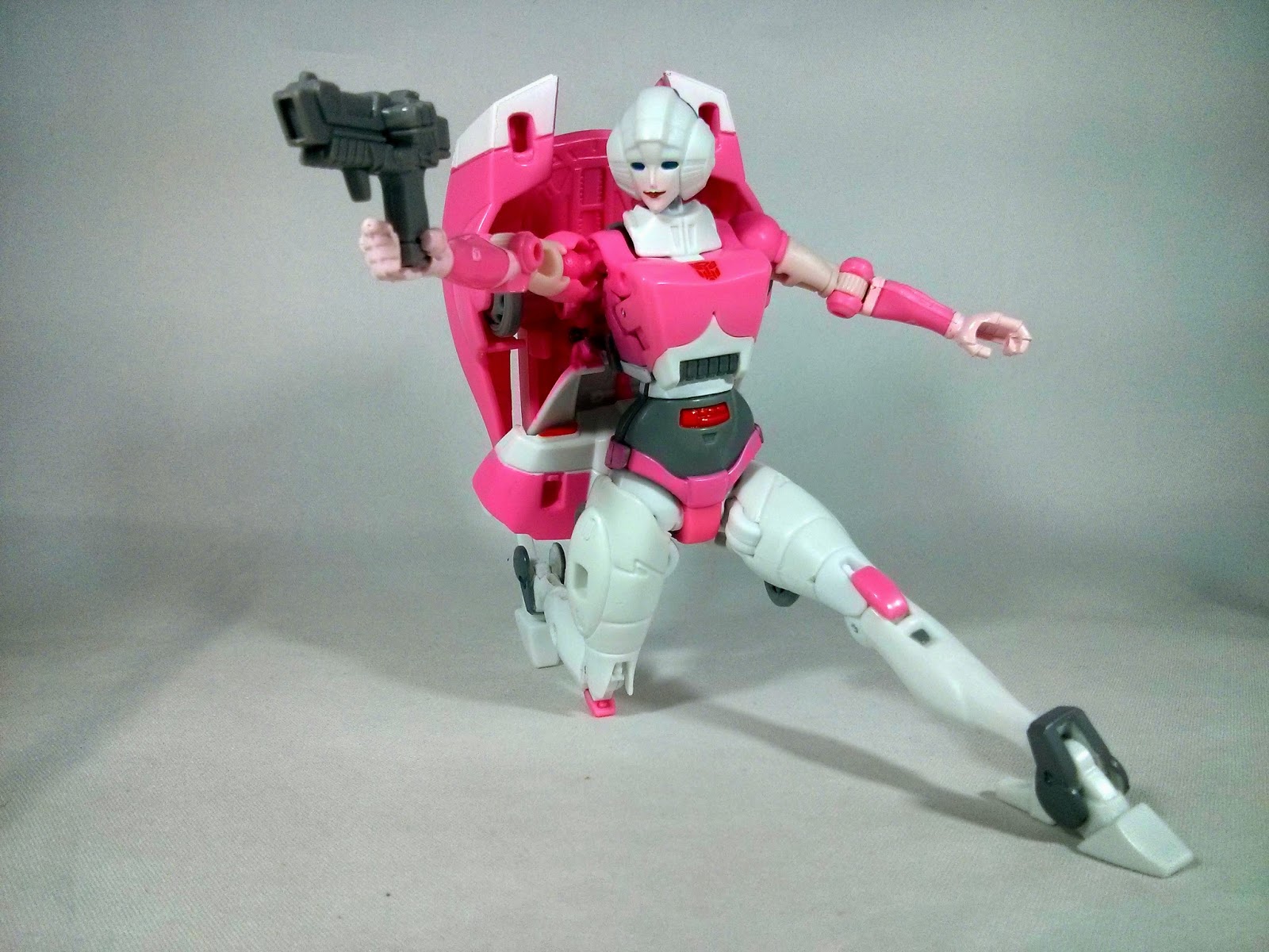 Toybox Soapbox: Takara Transformers Generations Legends Arcee
