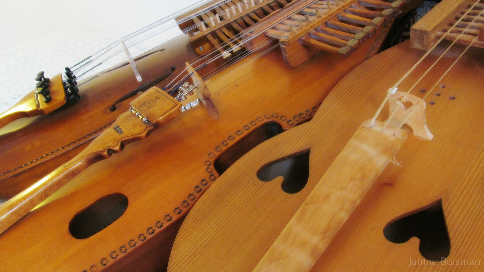 Nyckelharpa from a Dutch perspective: Nyckelharpa, what's that?