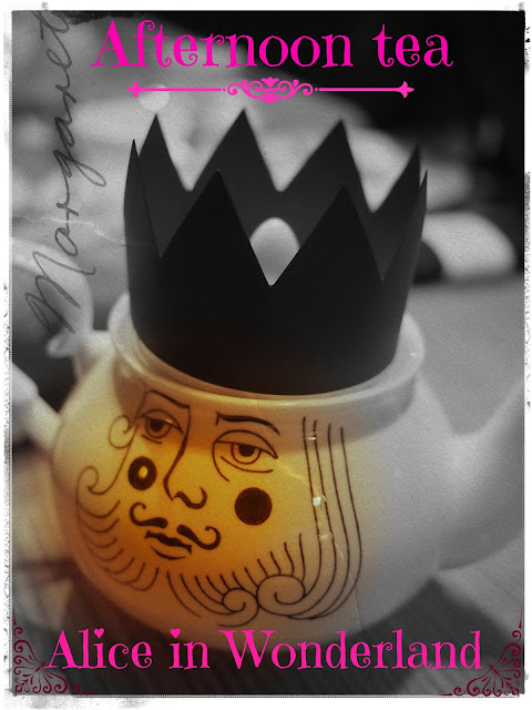 Living in London: Alice in Wonderland afternoon tea