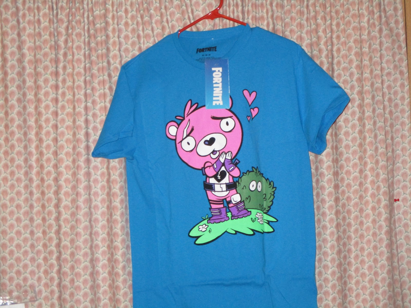 Missy's Product Reviews : FortNite Cuddle Team Leader Love Adult T ...