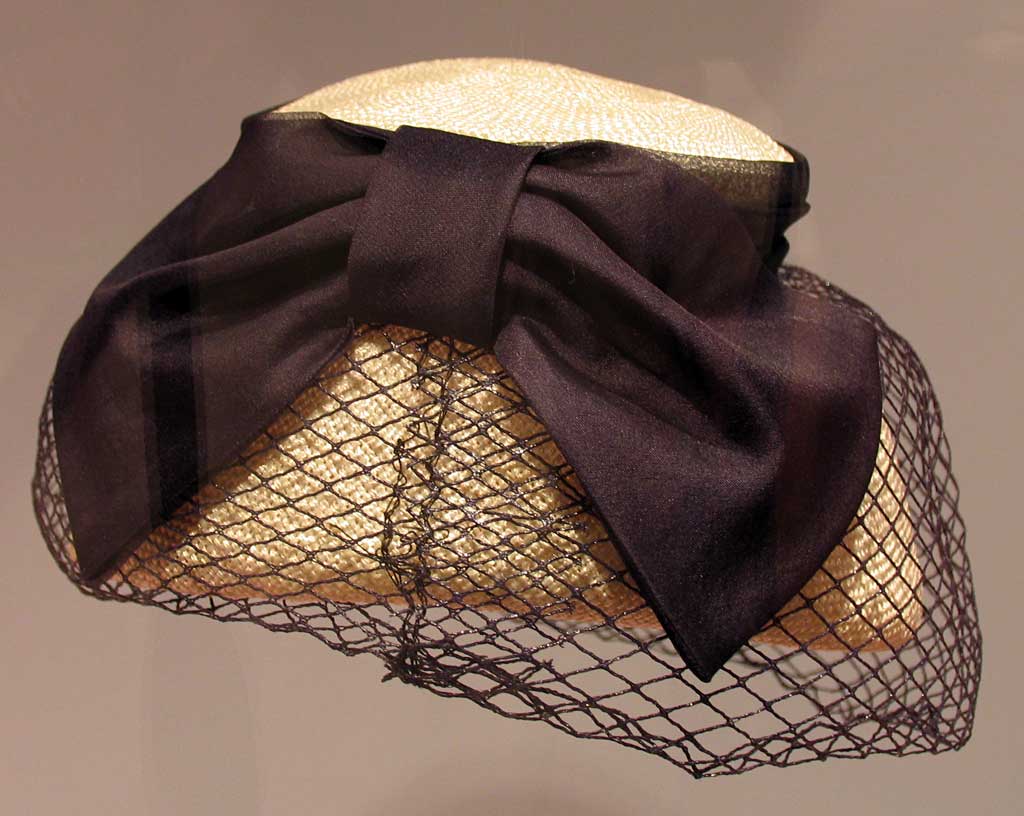 Poppular Photography: Derby Hats!