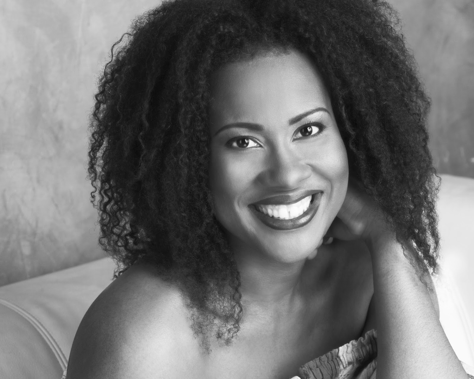 Ada Grey Reviews for You: Ada Grey Interviews for You: Adina Aaron ...