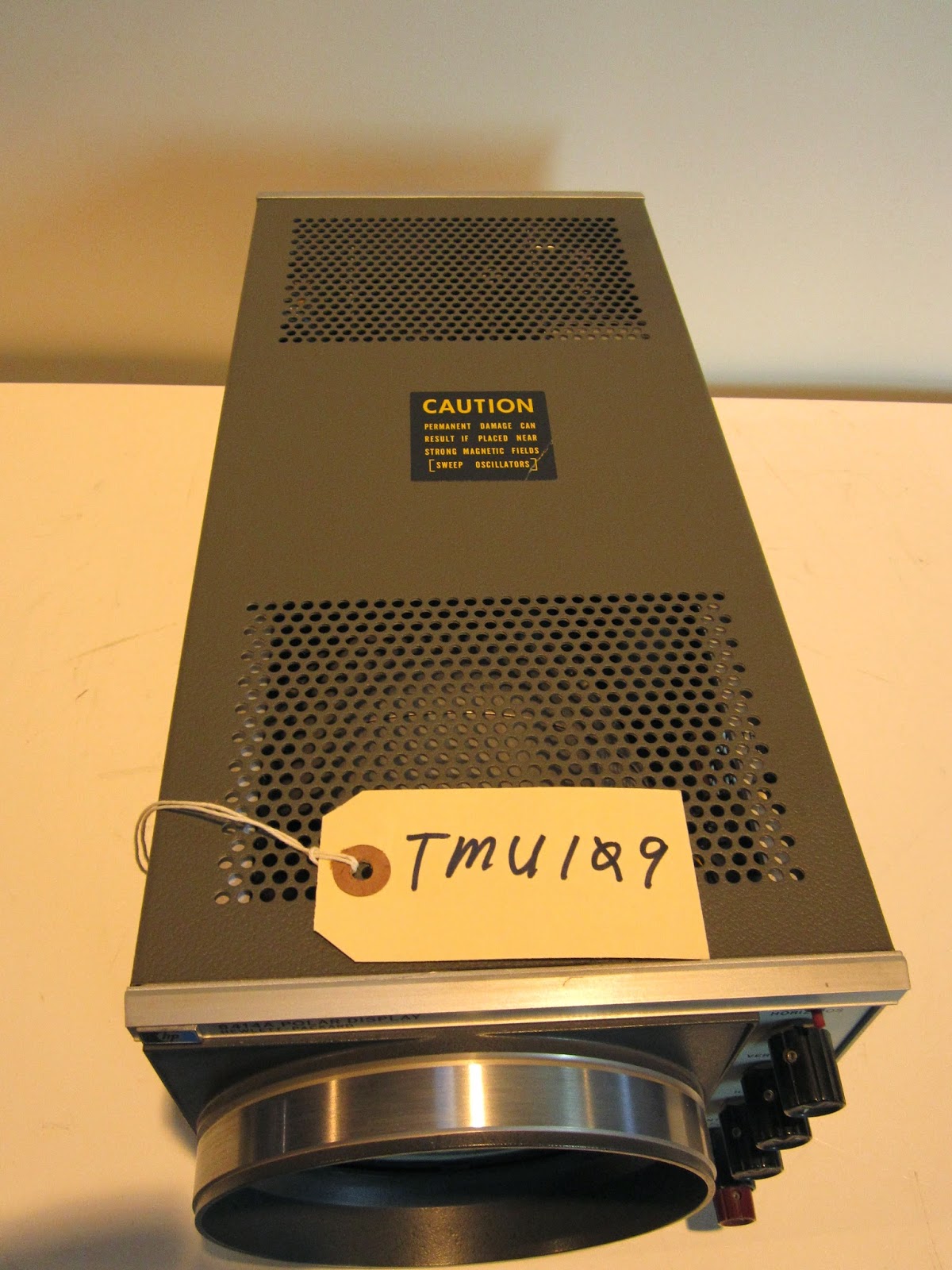 Panatron Inc.: HP 8414A Polar Display (TMU109)