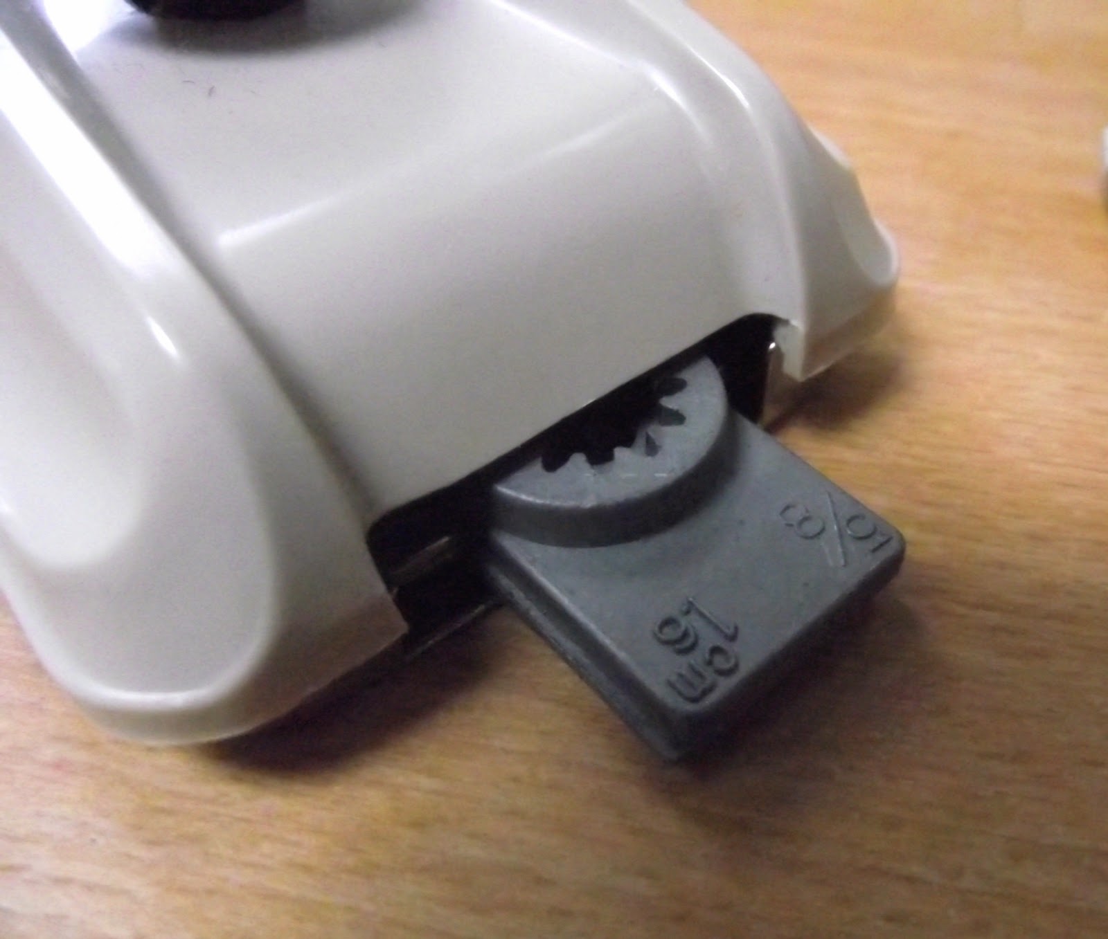 Lizzie Lenard Vintage Sewing: How to Use the Mystery Buttonholer