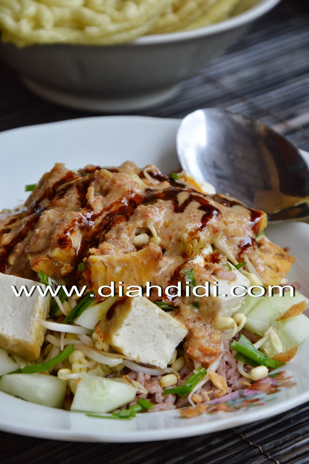 Diah Didi's Kitchen: Nasi Lengko