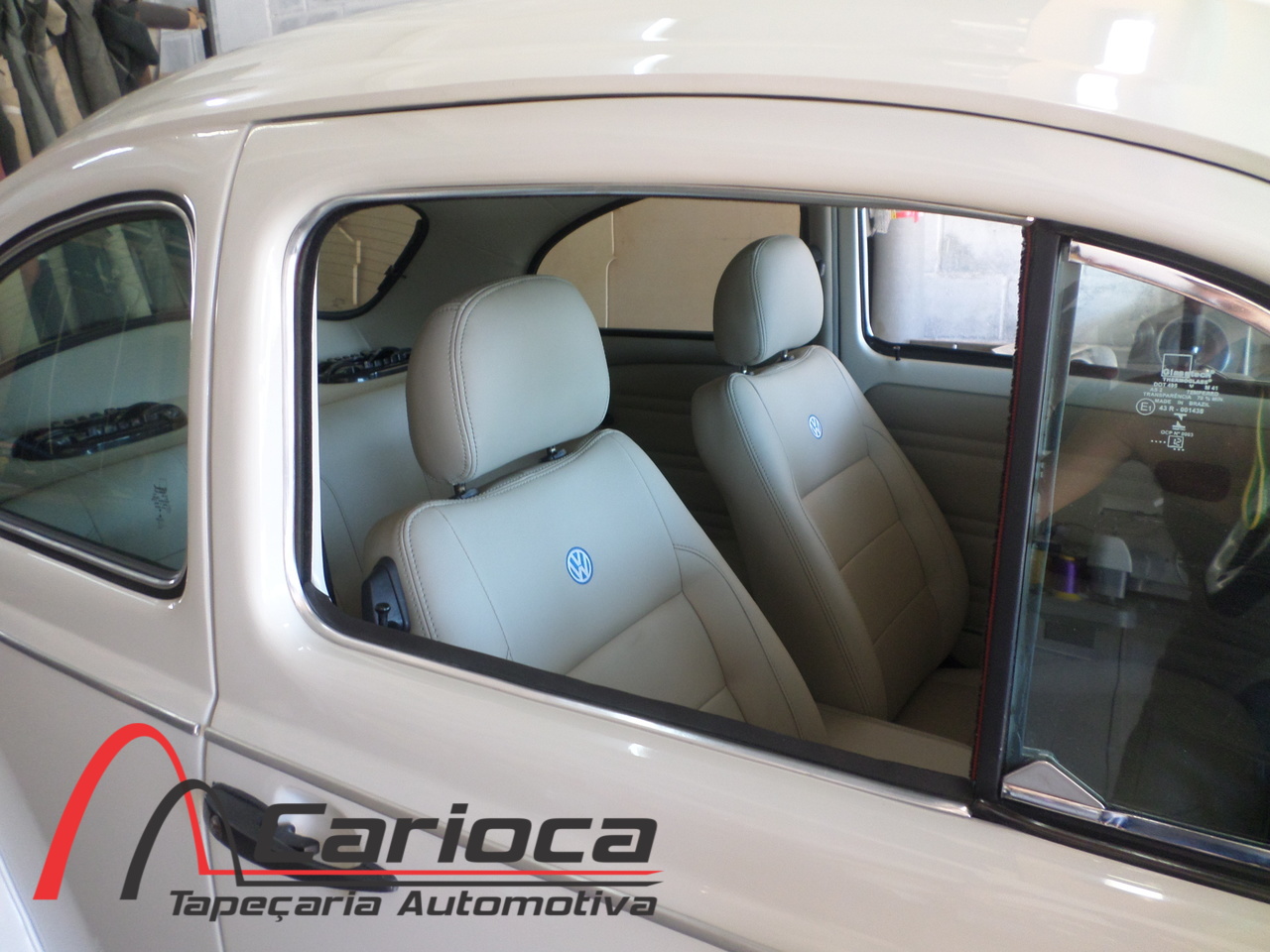 CARIOCA TAPEÇARIA: Fusca Branco (interior bege) Carioca Tapeçaria ...