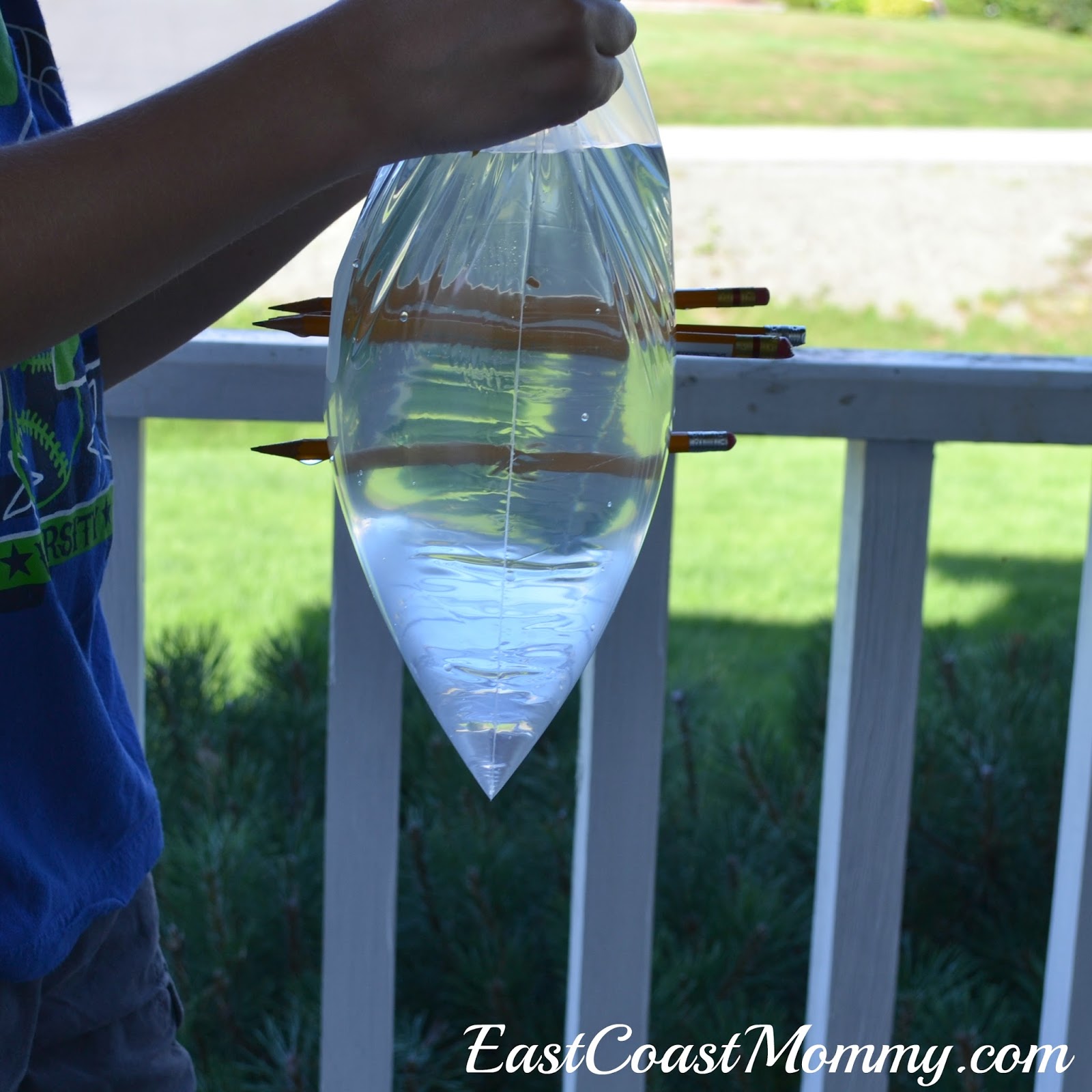 East Coast Mommy: Easy Summer Science Experiment for Kids