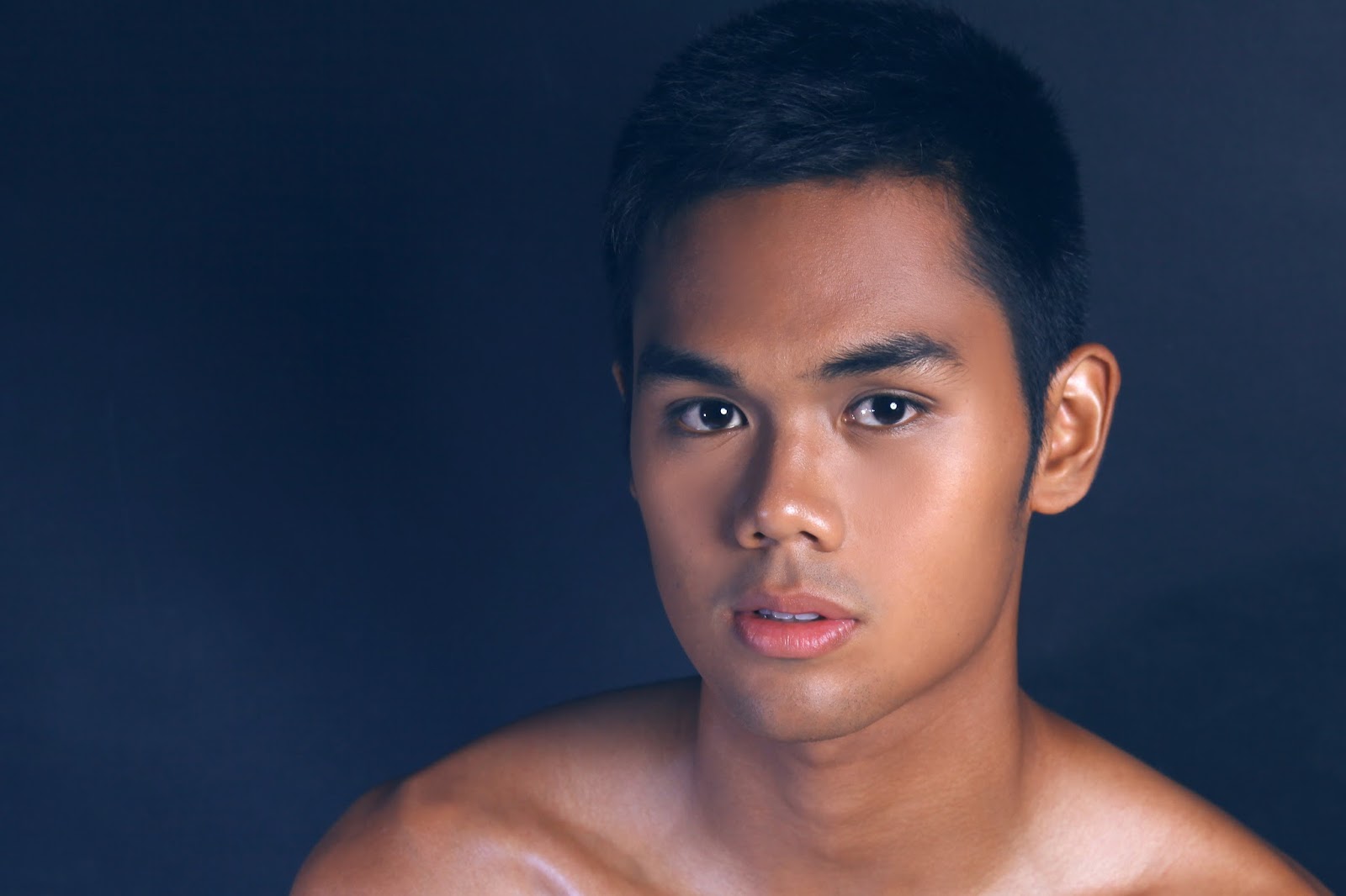 Project NaNiVoN: PAOLO PASCUAL of PHILIPPINE AZKALS