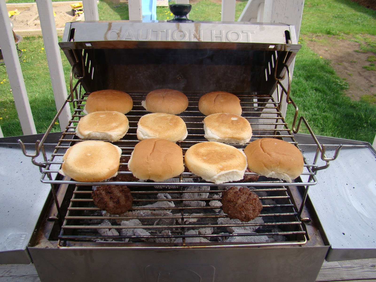 HRM CREATIVE BBQ: The Little Wombat grill review