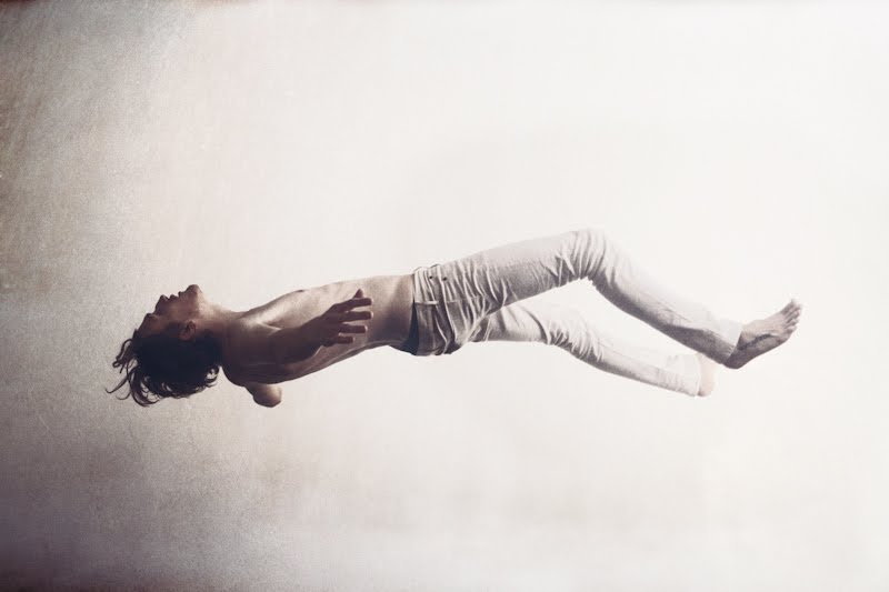 Dr. Màrqueting (by Lluís Carrasco): FLOTAR EN EL POZO