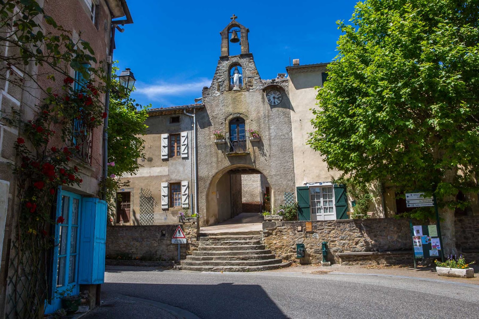 Découvrir la France en photos: 107 - CAMON. (Ariège-09)
