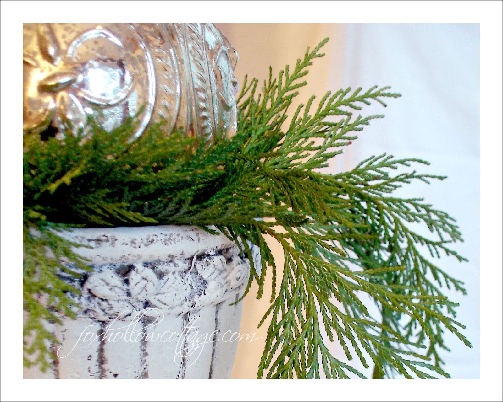 Five Minute Christmas {a holiday decor tip} - Fox Hollow Cottage