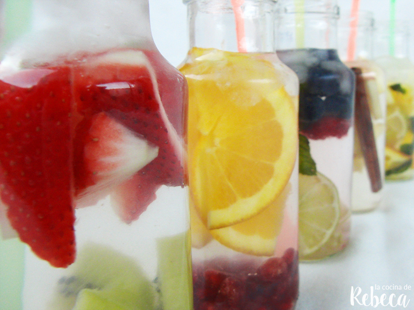 La cocina de Rebeca: Agua de frutas o agua saborizada
