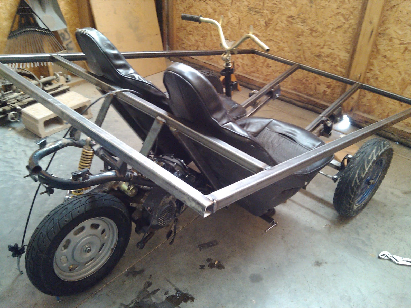 My 3 wheel car (sort of): Rough Frame is done.