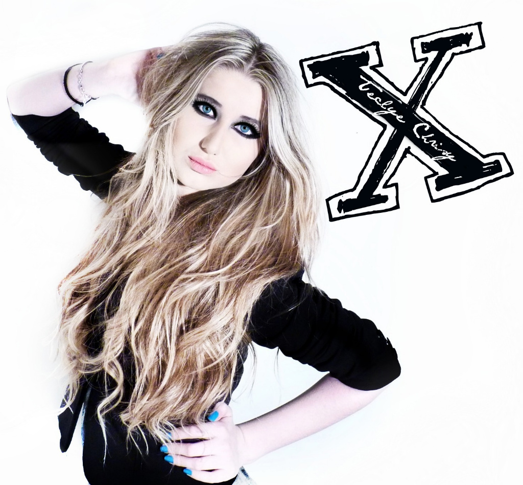 Teclye Christy News: NEW CD "X"