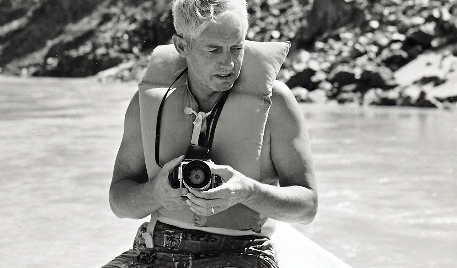 Footless Crow: June 2017