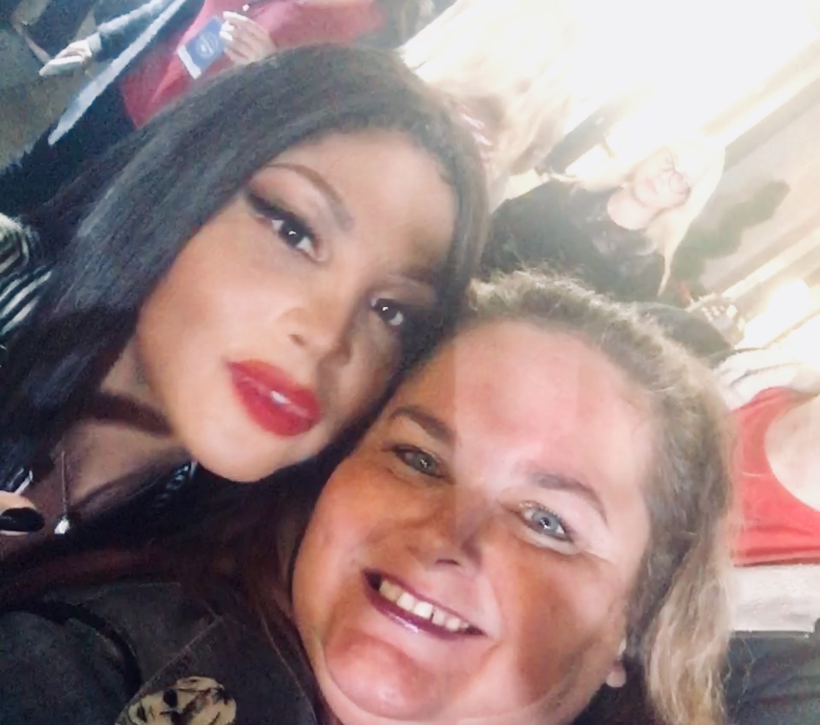 Thinking Pink: Pinky's Fandance - Toni Braxton