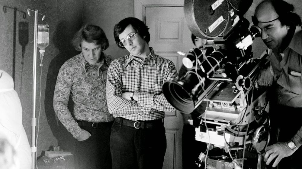 Amazing Behind the Scenes Photos From the Making of ‘The Exorcist ...