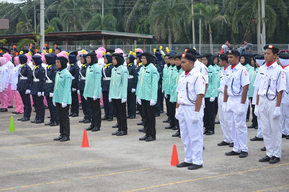 SMK PENGHULU SAAT: PERTANDINGAN KAWAD KAKI UNIT BERUNIFORM 2019