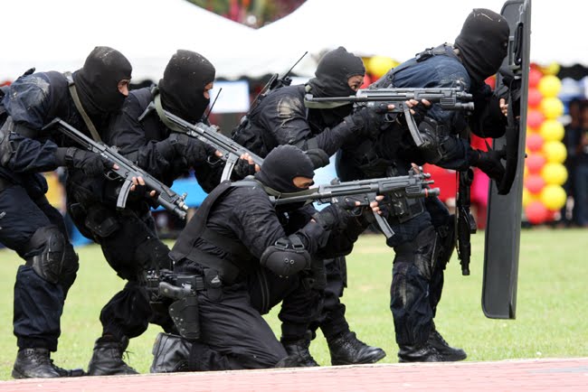 MEDAN TEMPUR: GGK ATM ANTARA YANG TERBAIK DI DUNIA