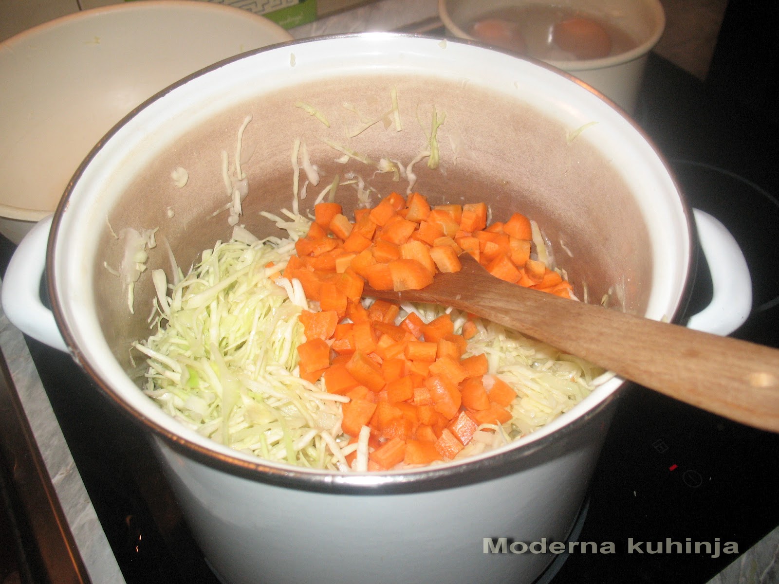 Slatki kupus ( čušpajz ) sa Štefani pečenjem - Moderna kuhinja - na moj ...