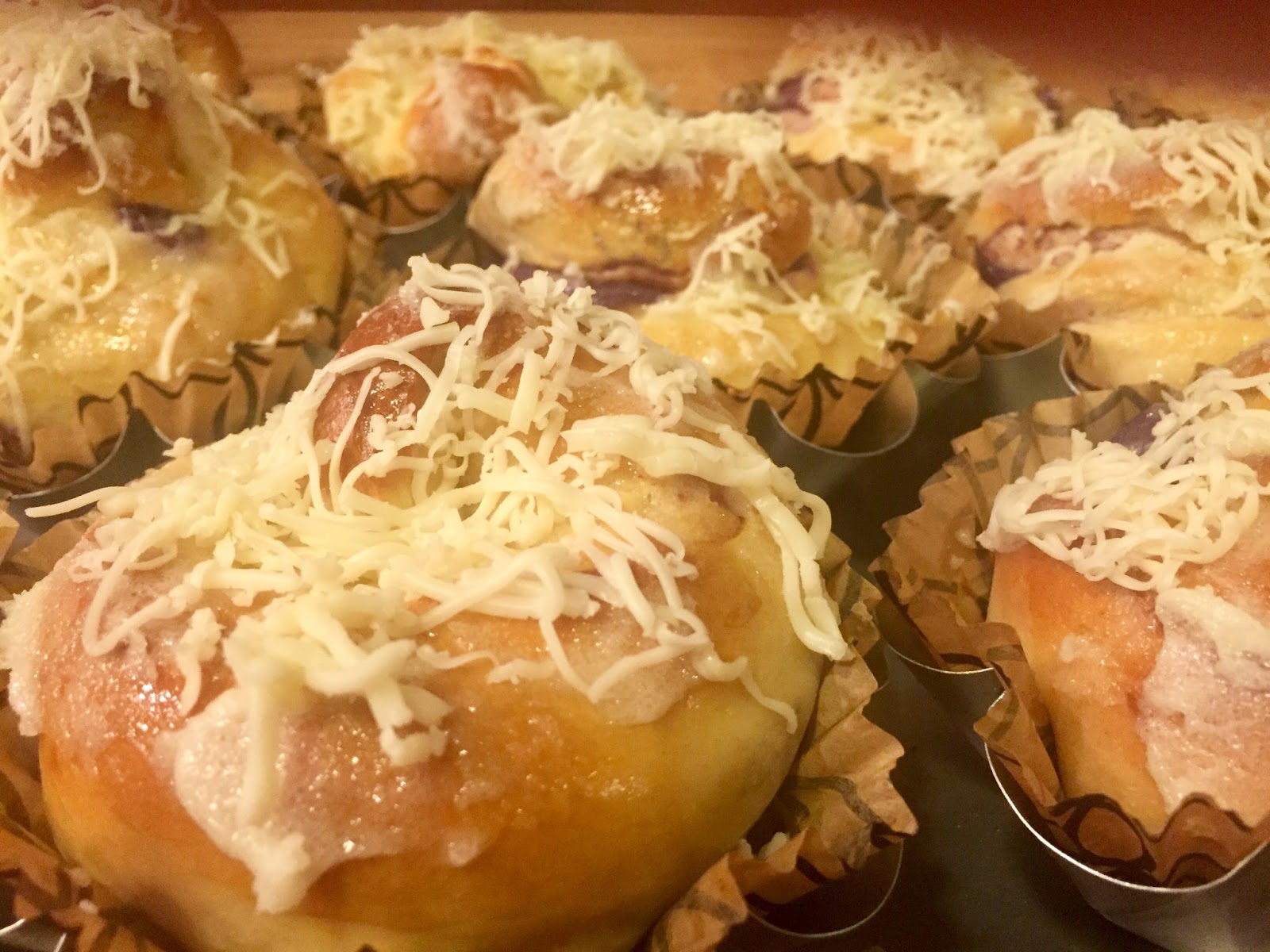 sugarampsprinkle: Ube with macapuno Ensaymada Recipe