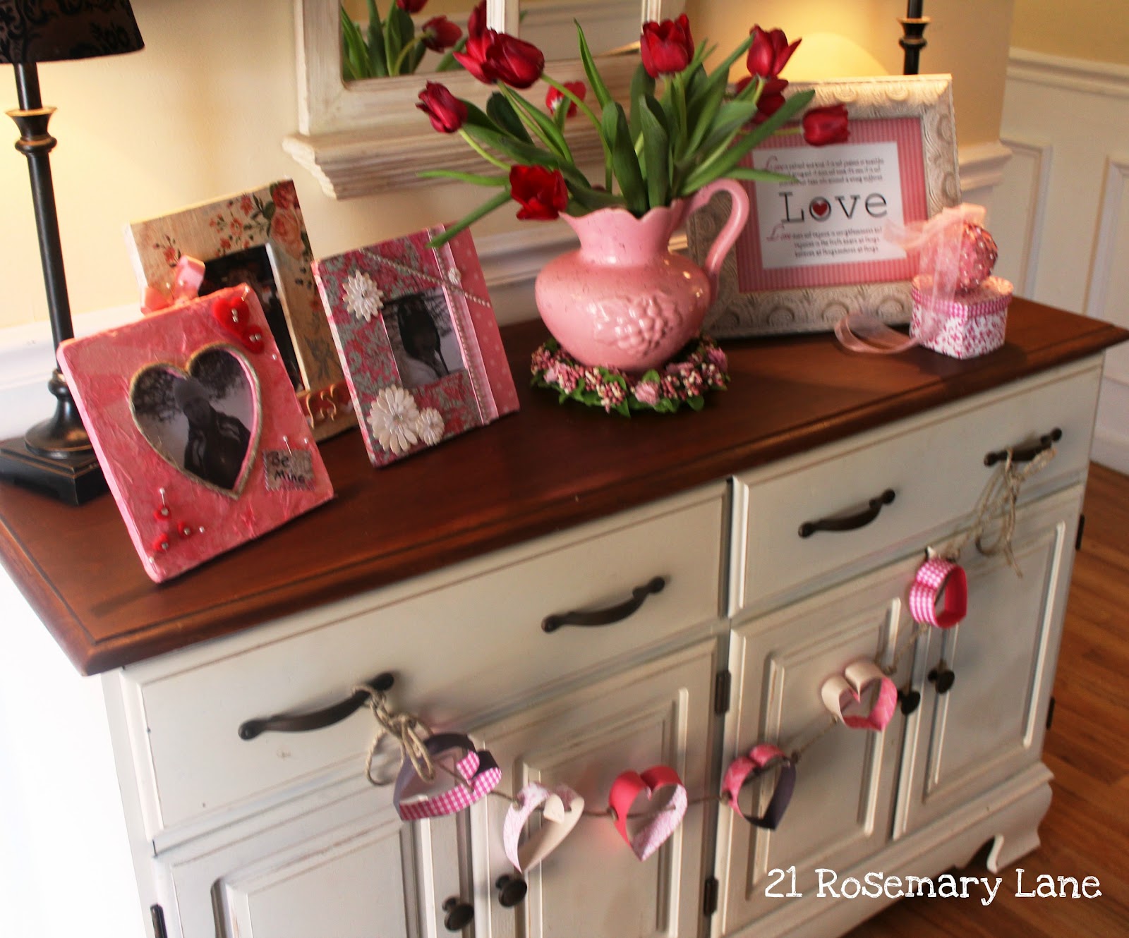 21 Rosemary Lane: St. Valentine's Day Tablescape and Vignette