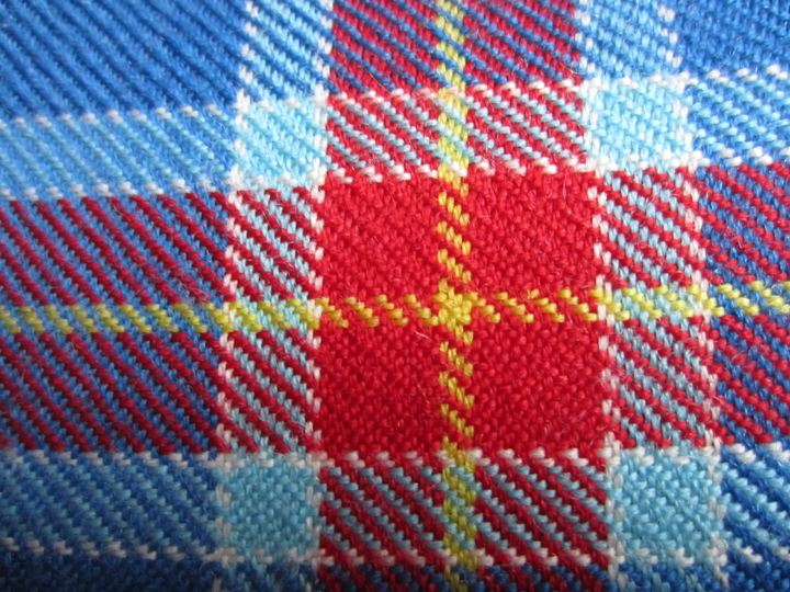 Durham Weaver: Sámi Tartan and shawls
