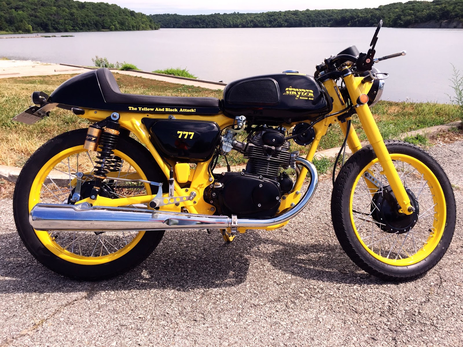 American Wind: Honda CB175 Stryper Model