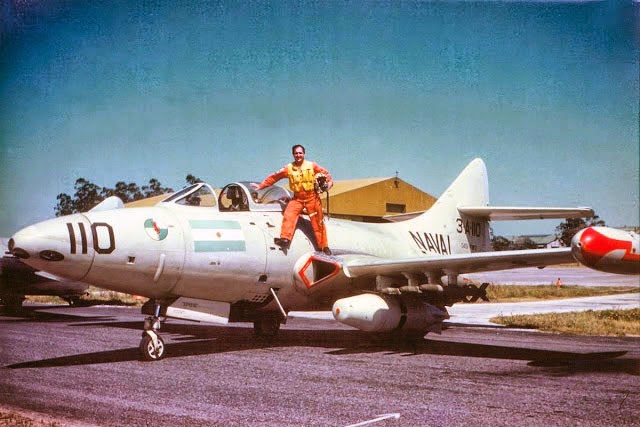Blog de Aviones de Caza y Ataque: Grumman F-9F Panther