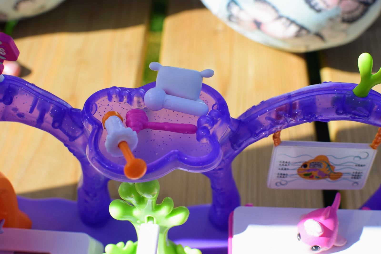 Splashlings Medical Clinic Play Set and Mermaid and Friends Set Review ...