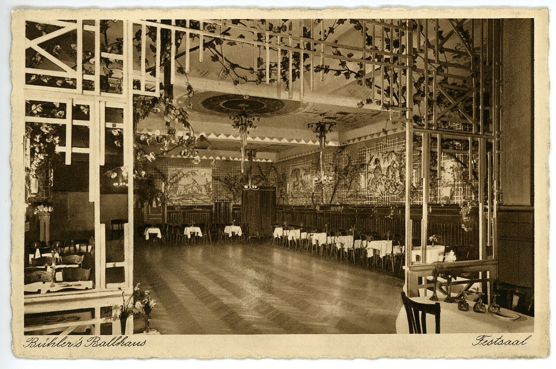 GITTA PLOTNICKI: Berlin: Clärchens Ballhaus