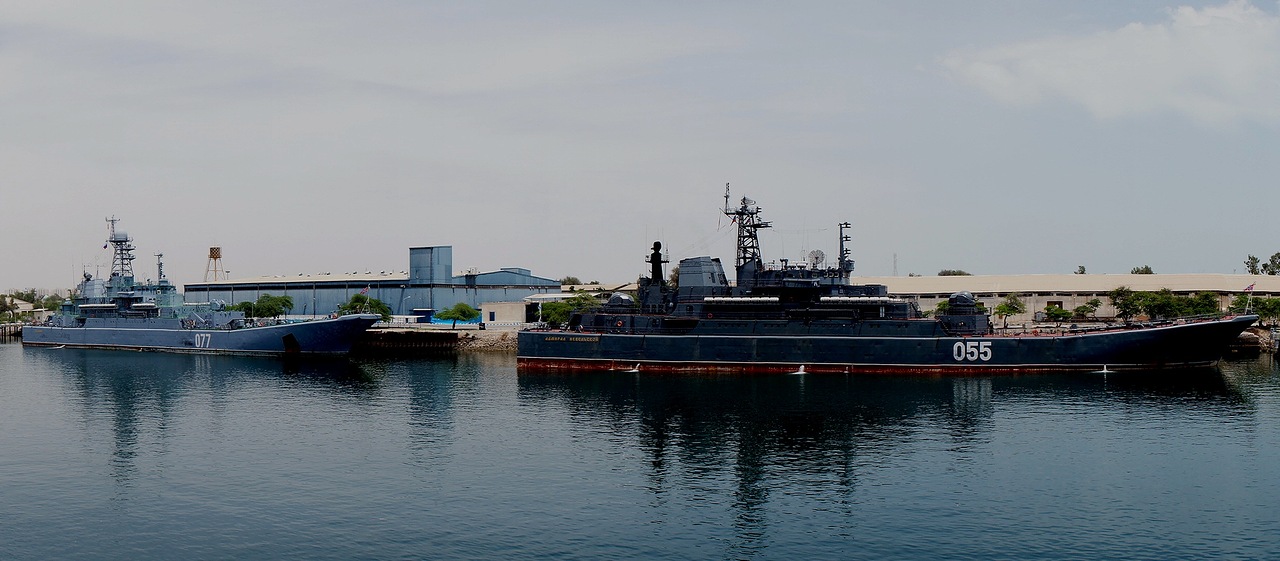 Uskowi on Iran - اسکویی در باره ایران: Russian Navy port call Bandar ...