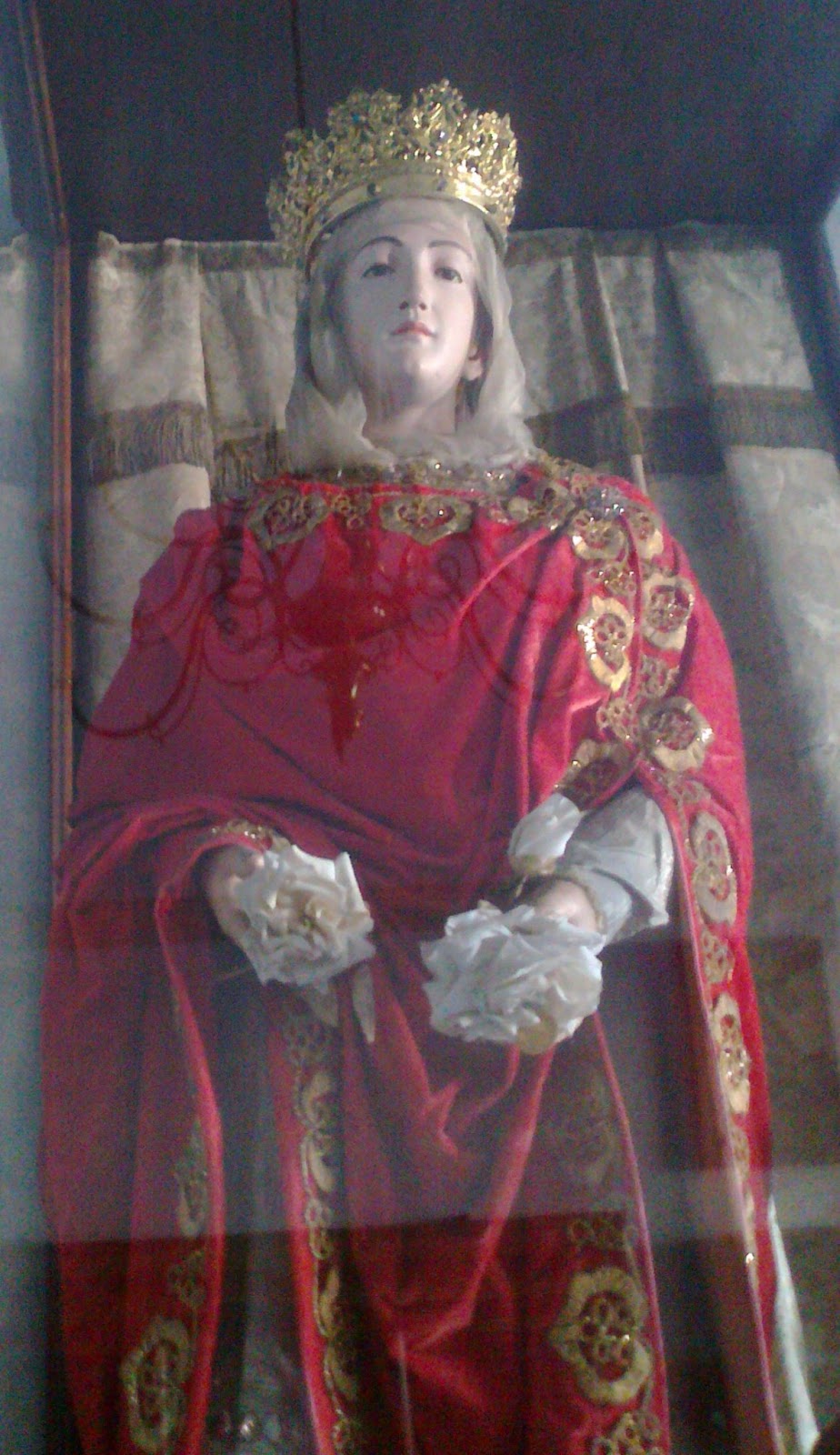 Reflexos de quem não tem nada que fazer: Rainha Santa Isabel