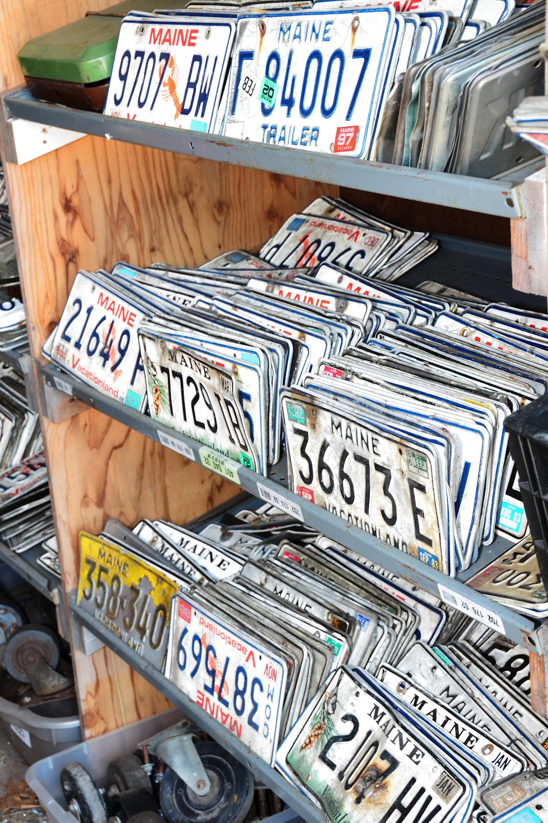 {The Smith Nest}: Pete's Place ~ Salvage Yard