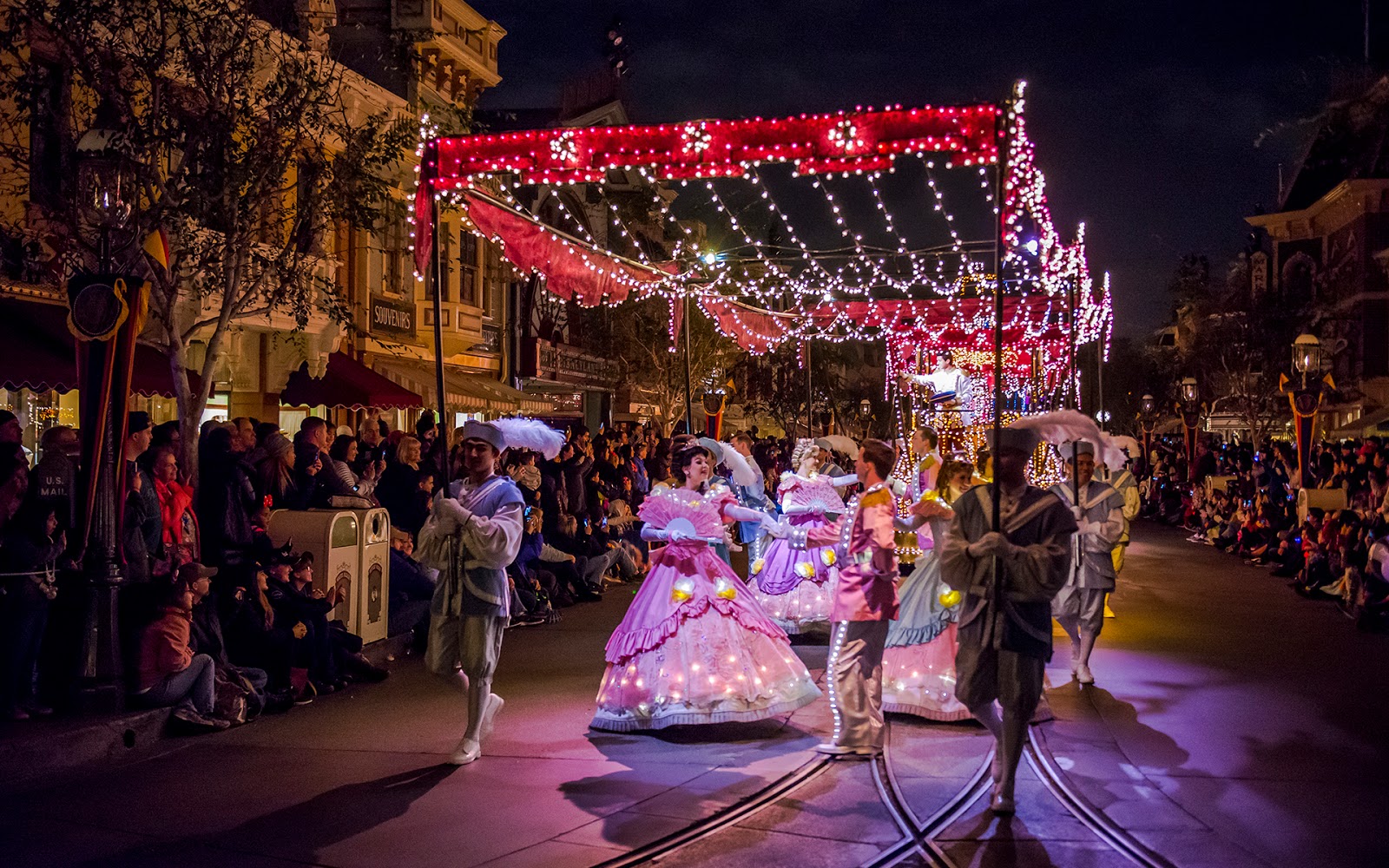 The Main Street Electrical Parade Returns