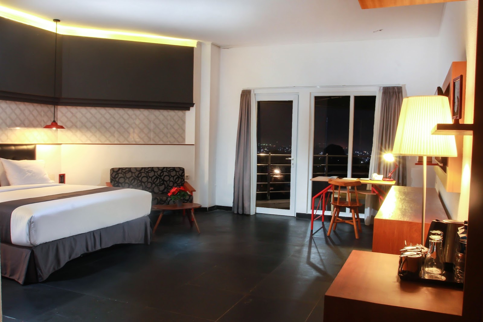 Hotel Candi View Semarang - Perumperindo.co.id